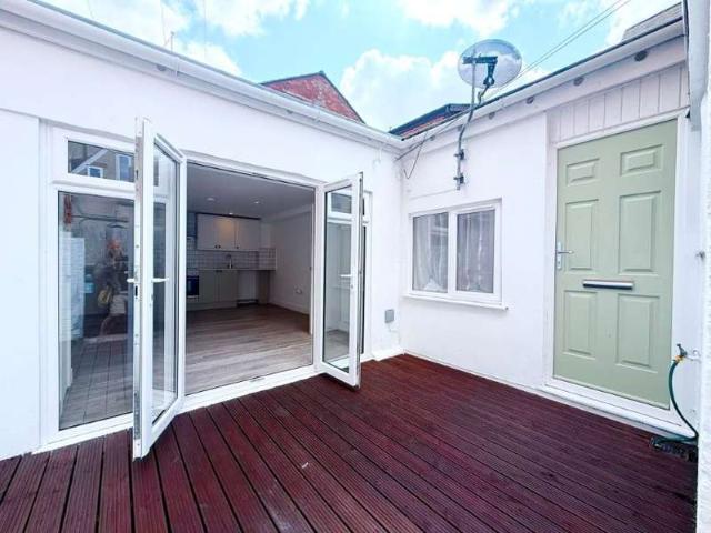 2 Bedroom Terraced Bungalow