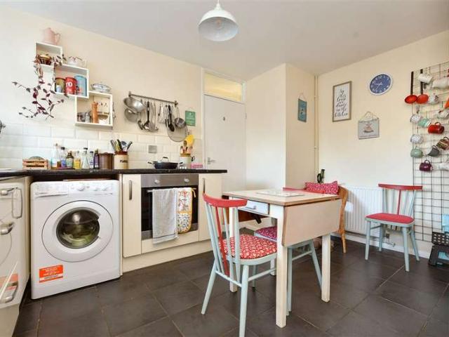 2 Bedroom Terraced Bungalow