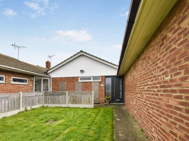 2 Bedroom Terraced Bungalow