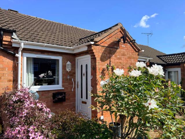2 Bedroom Terraced Bungalow