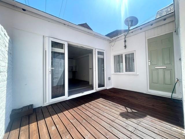 2 bedroom terraced bungalow for sale