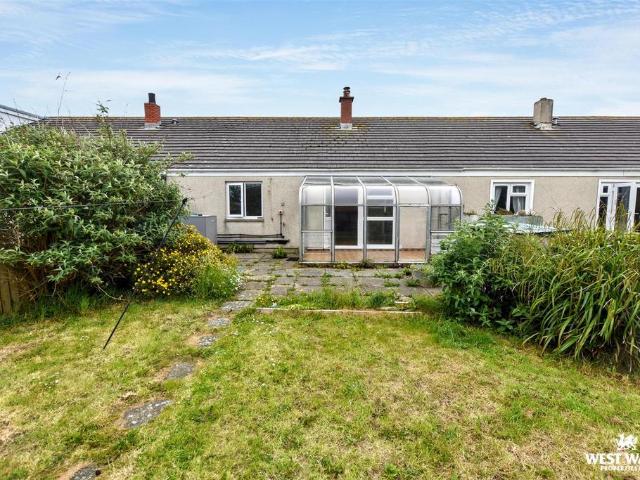 2 bedroom terraced bungalow for sale