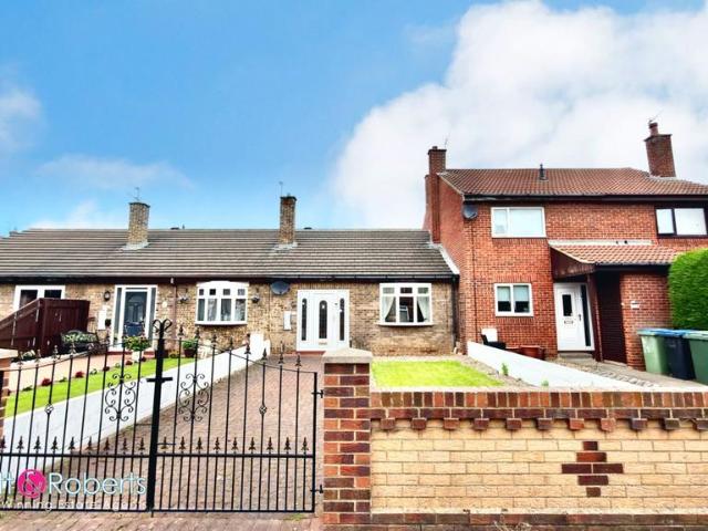 2 bedroom terraced bungalow for sale