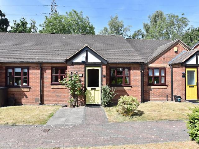 2 bedroom terraced bungalow for sale