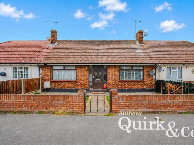 2 bedroom terraced bungalow for sale