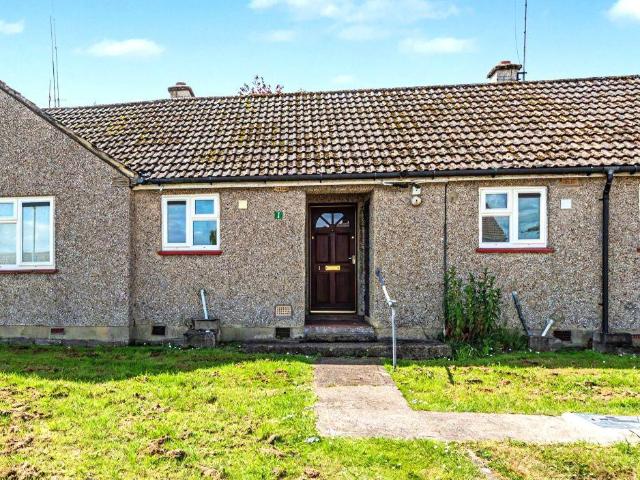 2 bedroom terraced bungalow for sale