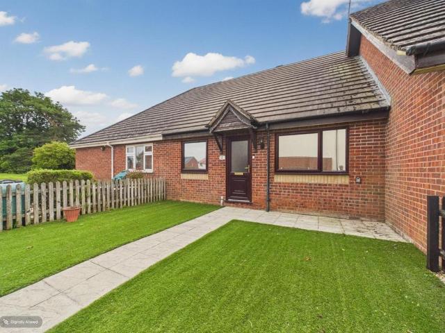 2 bedroom terraced bungalow for sale