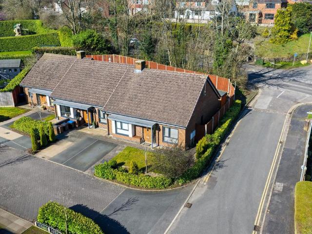 2 bedroom terraced bungalow for sale