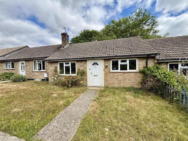 2 bedroom terraced bungalow for sale
