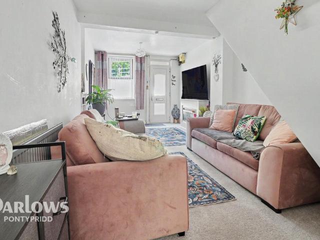 2 bedroom terraced bungalow for sale