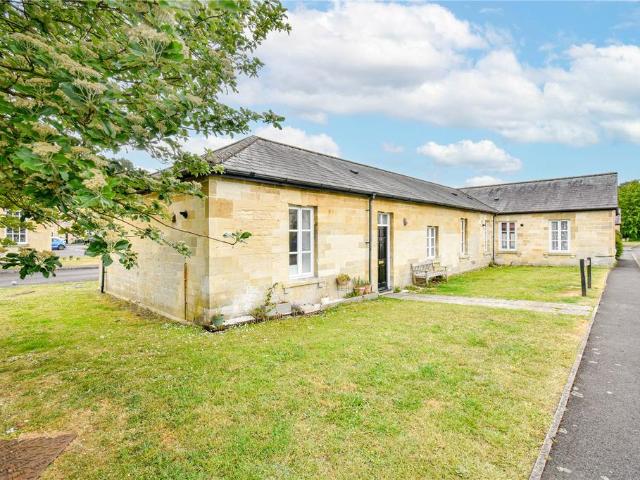 2 bedroom terraced bungalow for sale