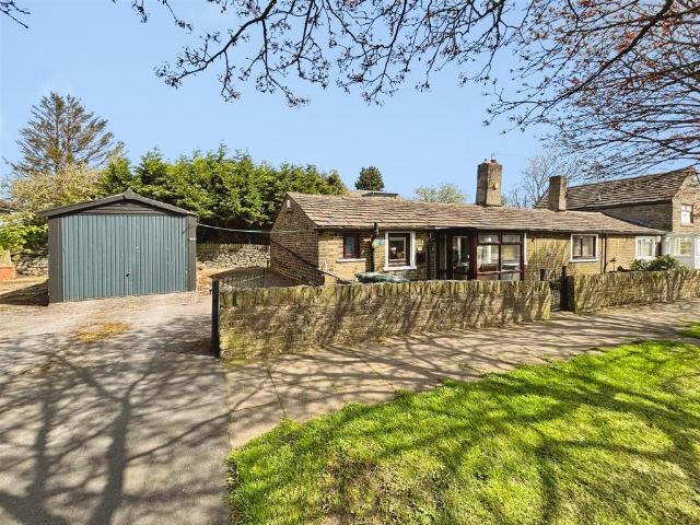 2 bedroom terraced bungalow for sale