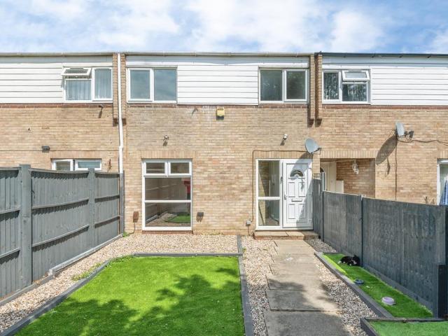 2 bedroom terraced bungalow for sale