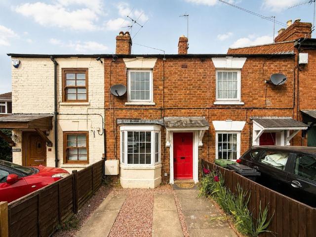 2 bedroom terraced bungalow for sale