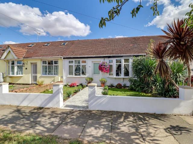 2 bedroom terraced bungalow for sale
