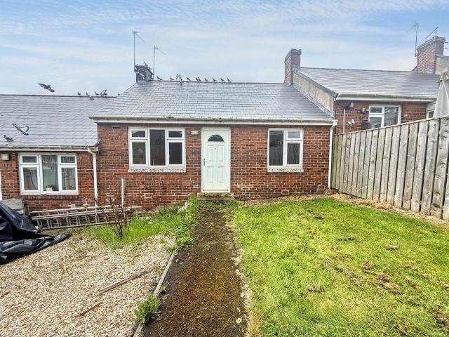 2 bedroom terraced bungalow for sale