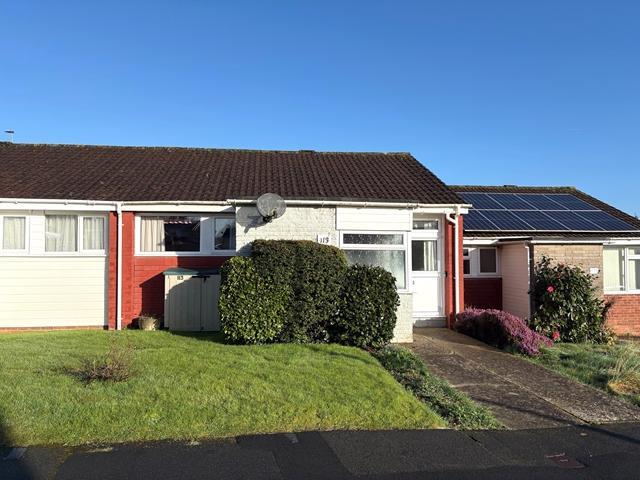 2 bedroom terraced bungalow for sale