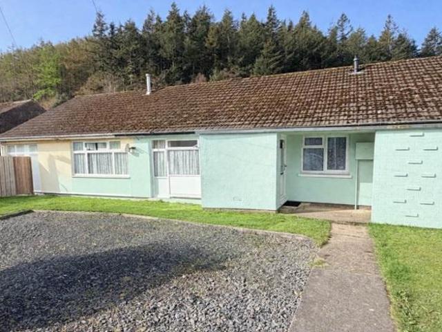 2 bedroom terraced bungalow for sale