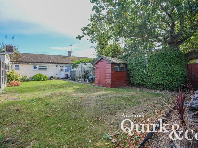 2 bedroom terraced bungalow for sale
