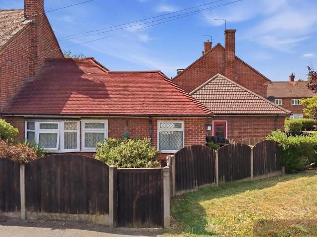 2 bedroom terraced bungalow for sale