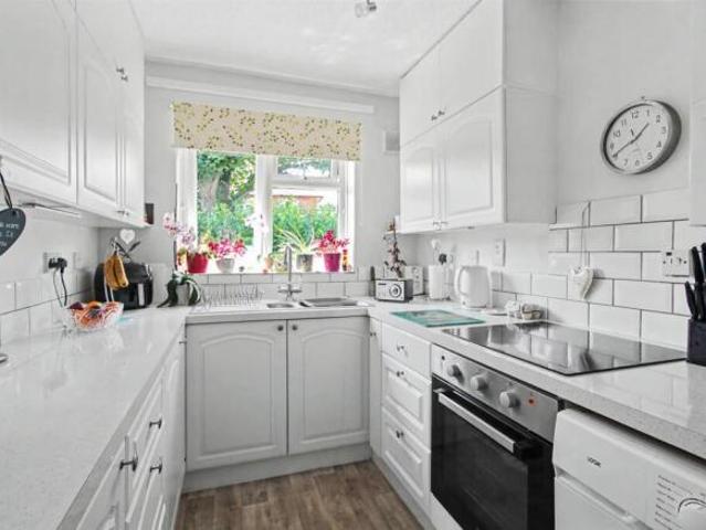 2 bedroom terraced bungalow for sale in Magnolia Close, Bridge Green, Strelley, Nottingham, NG8