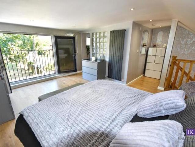 2 bedroom terraced bungalow for sale in The Park, Penketh, WA5