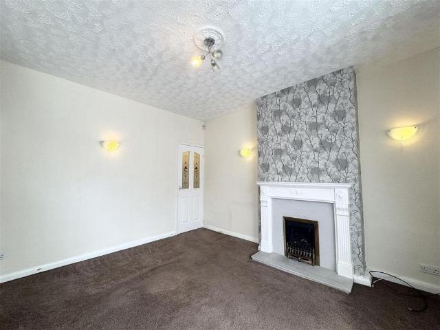 2 bedroom terraced bungalow to rent