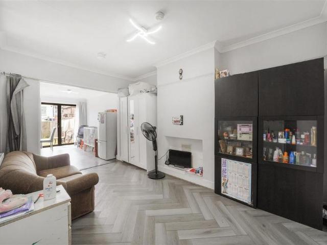 2 bedroom terraced bungalow to rent