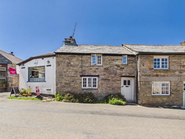 2 bedroom terraced bungalow to rent