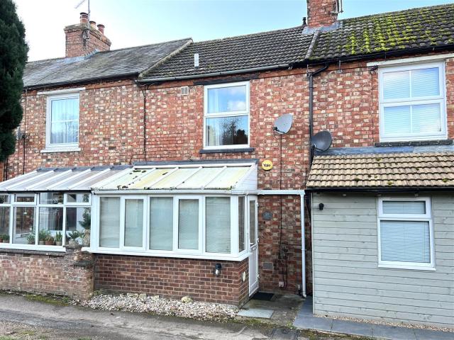 2 bedroom Terraced for rent