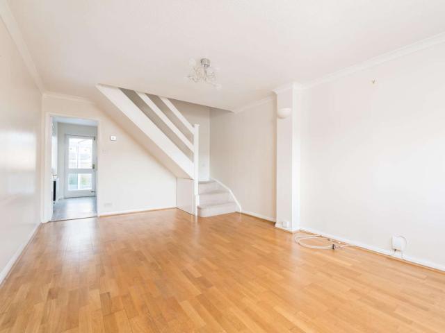 2 bedroom Terraced for rent in Kempster Close, Abingdon, OX14