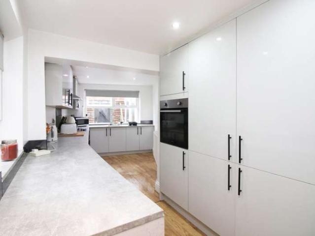 2 Bedroom Terraced House