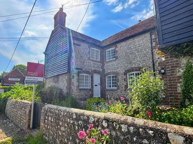 2 Bedroom Terraced House