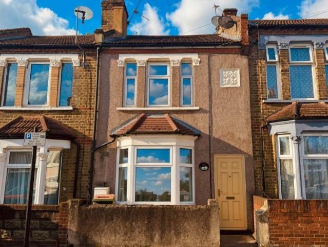 3 Bedroom Terraced House