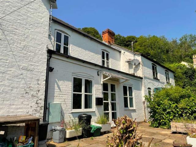 2 Bedroom Terraced House