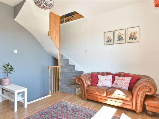 2 Bedroom Terraced House