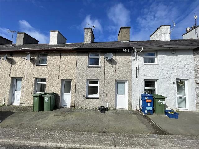 2 bedroom terraced house