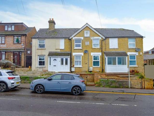 2 Bedroom Terraced House