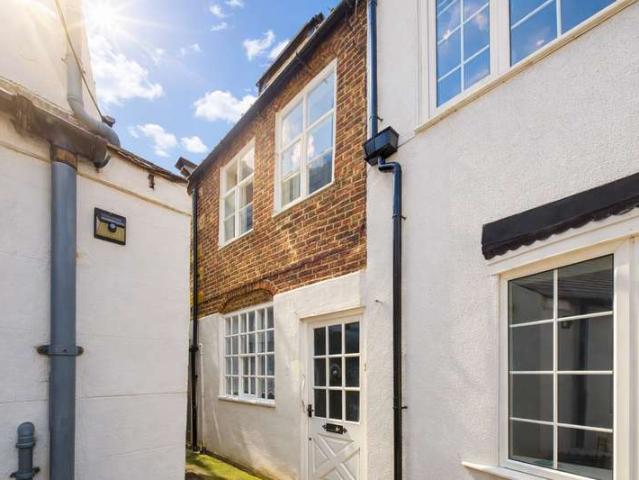 2 Bedroom Terraced House