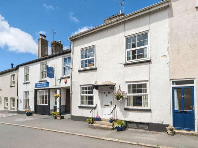 2 Bedroom Terraced House