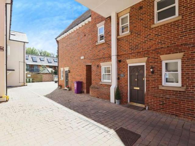 2 Bedroom Terraced House