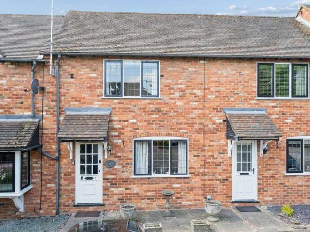 2 Bedroom Terraced House