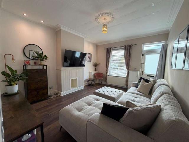 2 Bedroom Terraced House
