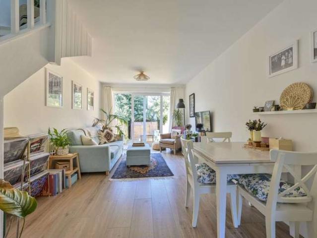 2 Bedroom Terraced House