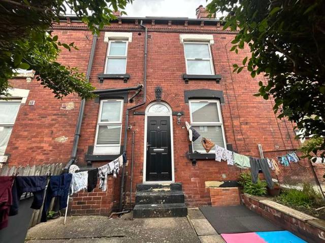2 Bedroom Terraced House