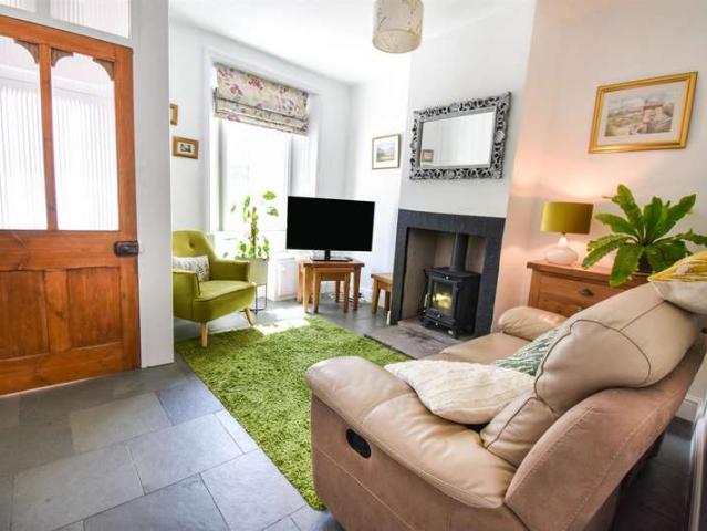 2 Bedroom Terraced House