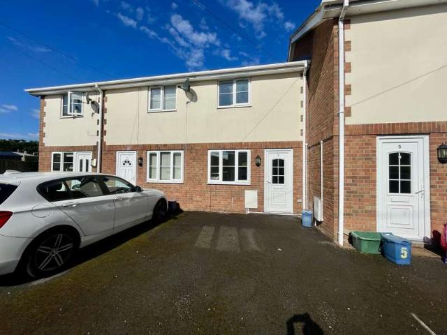 2 Bedroom Terraced House