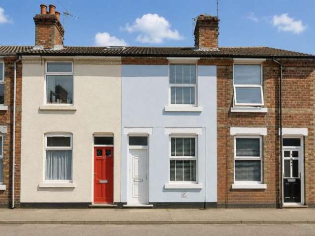 2 Bedroom Terraced House