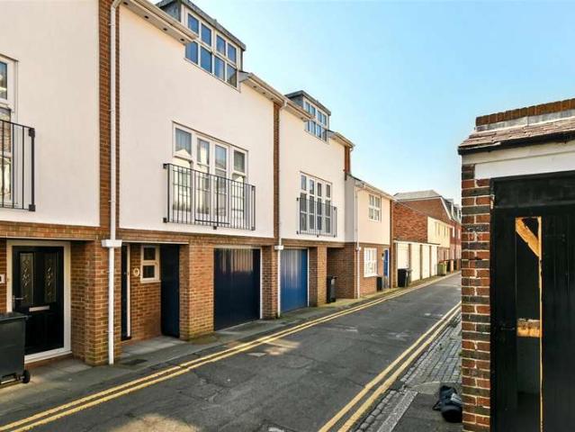 2 Bedroom Terraced House