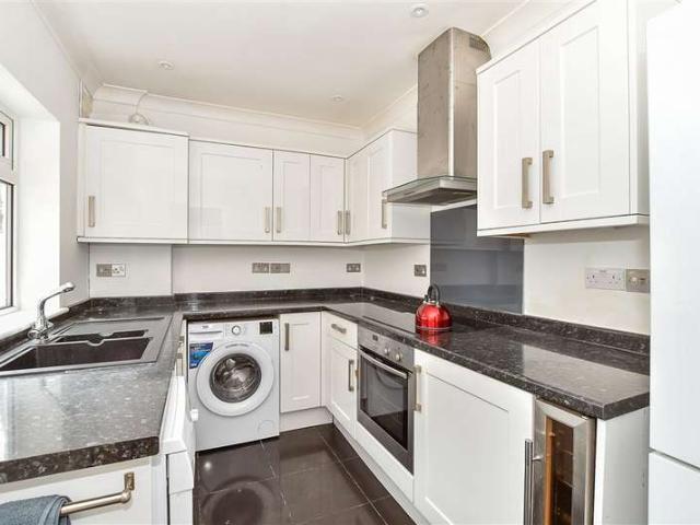 2 Bedroom Terraced House